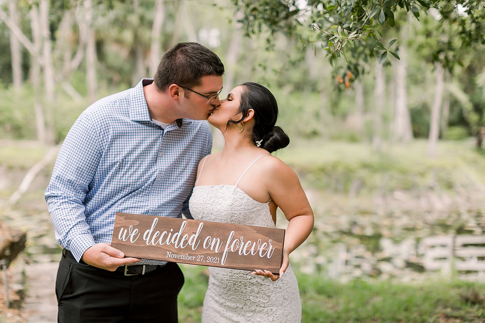 Engagement session under the trees at Arching Oaks | Yaneth + Eric ...